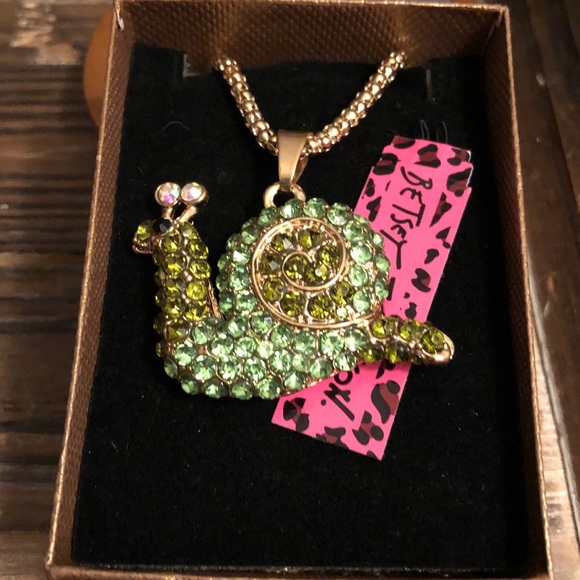 Jewelry | Snail Pendant Necklace | Poshmark